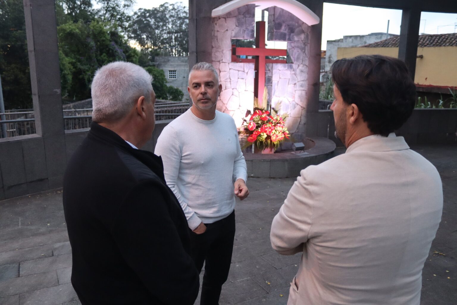 El Ayuntamiento de Tacoronte recupera el alumbrado público del parque ...